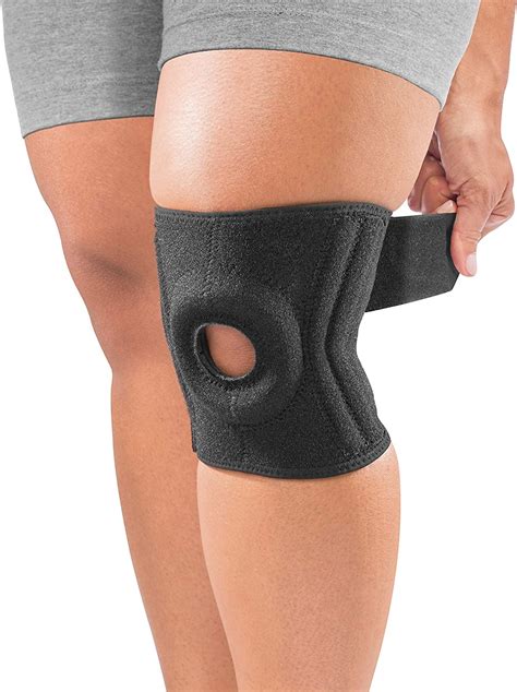 Amazon.com: MUELLER Sports Medicine Adjustable Premium Knee Stabilizer ...