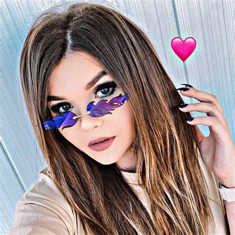 Лена лучшая) Ник в тт:leneee_________ 💕 Mirrored Sunglasses, Sunglasses ...