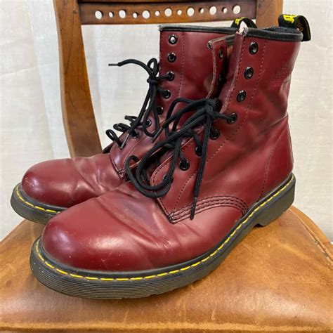 Dr. Martens AirWair Unisex USA Size 12 (s)