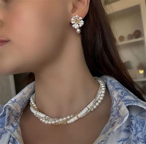 колье из Майорки , ракушечника и гематита .Стоимость 6800 р . серьги ...