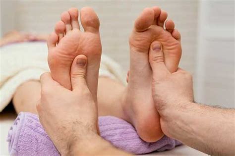 Как быстро избавиться от мозоли: эффективные методы лечения