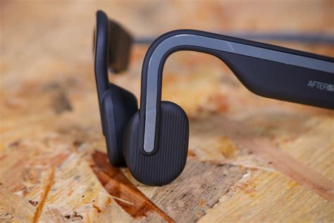 Review: Aftershokz OpenMove Wireless Bone Conduction Headphones | road.cc