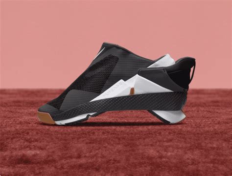 Nike FlyEase. Nike.com