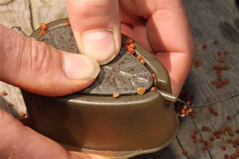 Avid Carp Method Feeders and Moulds - Matchman Supplies