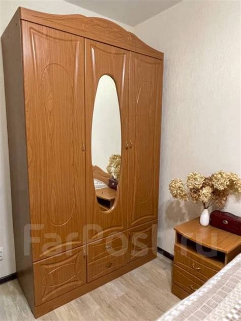 Продам спальный гарнитур, коричневый, б/у, в наличии. Цена: 15 000₽ во ...