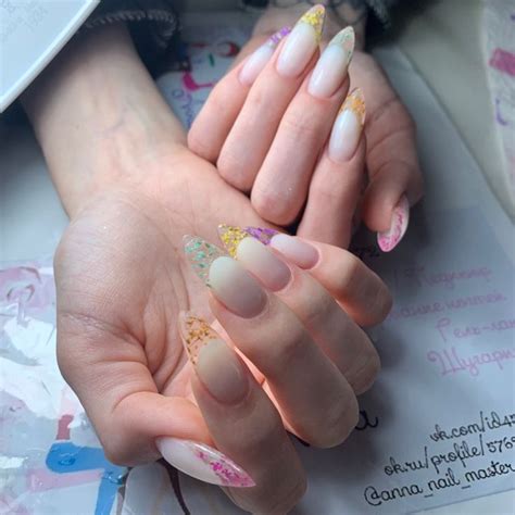 Маникюр с сухоцветами | Nails, Beauty