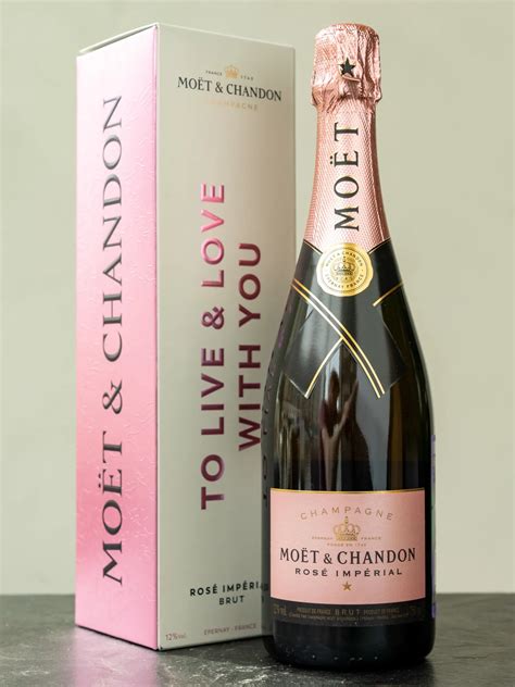 Шампанское Moet & Chandon Brut Imperial Rose купить в винном ресторане ...