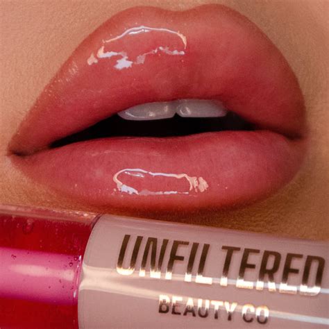 POUT POTION HYDRATING LIP OIL – Unfiltered Beauty Co