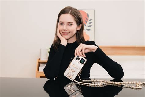 Cubot introduces stylish smartphone for women Hafury V1 - Root-Nation.com