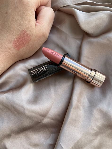 Гелевая помада от Catrice Power Plumping Gel Lipstick в оттенке 170 ...