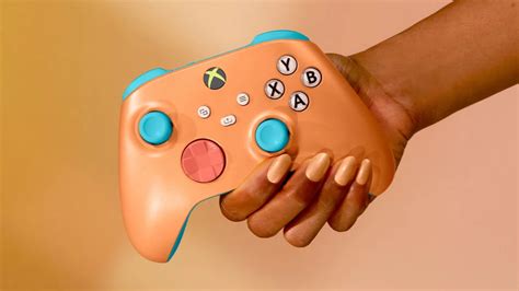 Команда Xbox представила новый геймпад - Sunkissed Vibes, он выходит ...