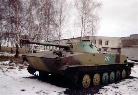Легкий плавающий танк ПТ-76 СССР