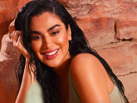 Huda Beauty embraces 'clean' cosmetics with new natural make-up brand ...