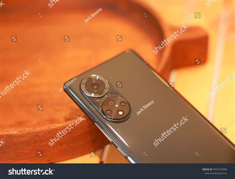 3 Honor 50 Pro Images, Stock Photos & Vectors | Shutterstock
