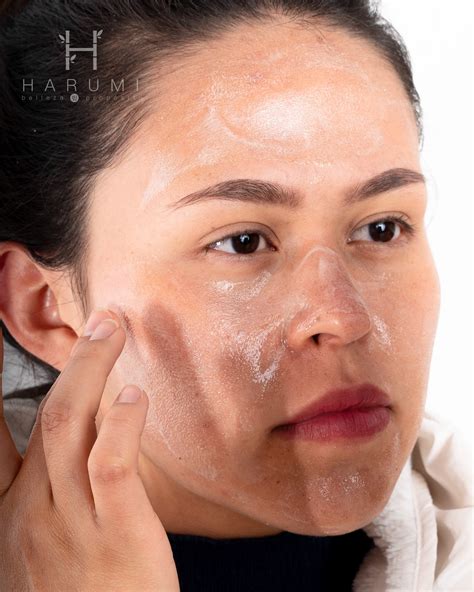 Jabón en aceite y acuoso facial de Maxclinic con Centella Asiática ...