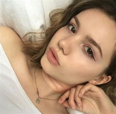 No More Waxing, Plucking, Tweezing – Eyebrow Threading To The Rescue ...
