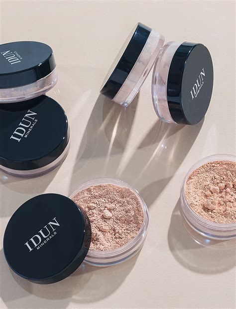 IDUN Minerals Mineral Powder Foundation Signe - Ansigtsmakeup | Boozt.com