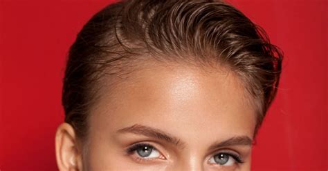 Wet-Hair-Look: Styling-Tipps & -Ideen zur Trendfrisur