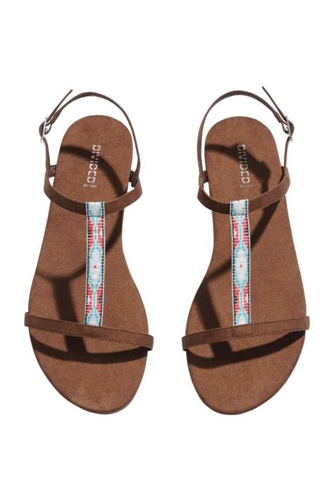 Sandale | Womens fashion accessories, Sandals, Me too shoes