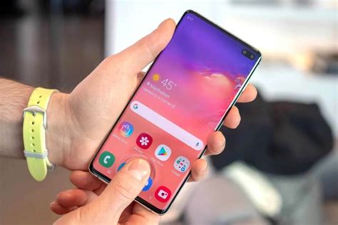 iPhone 8 Plus или Samsung Galaxy S10 Plus. Какой смартфон лучше купить ...