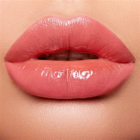 Best Lip Fillers Abu Dhabi - Lip Volume Loss - Everlast Wellness