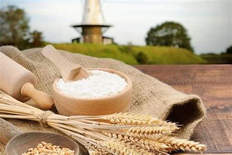 Зерно и зерновая продукция оптом в Москве купить по цене от производителя