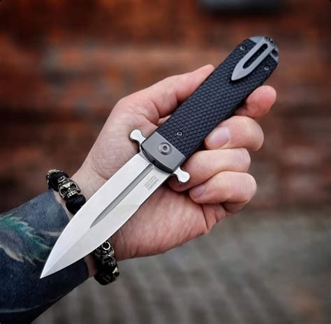 ADIMANTI SAMSON BY GANZO&FIREBIRD (BRUTALICA DESIGN)