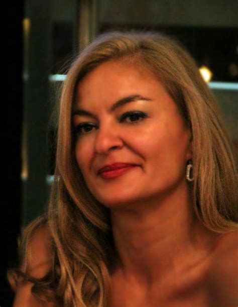 Η Βικτόρια Χίσλοπ απαντά στην Βάσω Σωτηρίου - iporta.gr