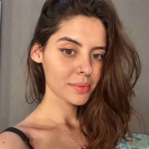 Maria Gabriella (@_gabriellaaraujoo) • Threads, Say more