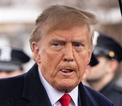 Trump makes bizarre name glitch during California speech - Raw Story