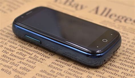 Unihertz Jelly 2: обзор самого маленького смартфона c экраном 3”, 4G ...