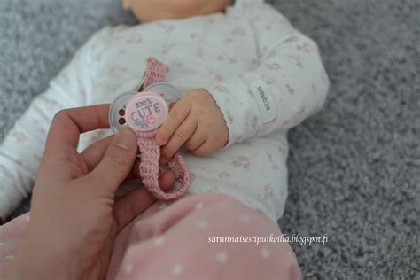 Satunnaisesti puikoilla: 100 % cute