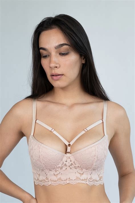 Бюстгальтер розовый ROSE&PETAL LINGERIE PARFAIT - parishop.ru