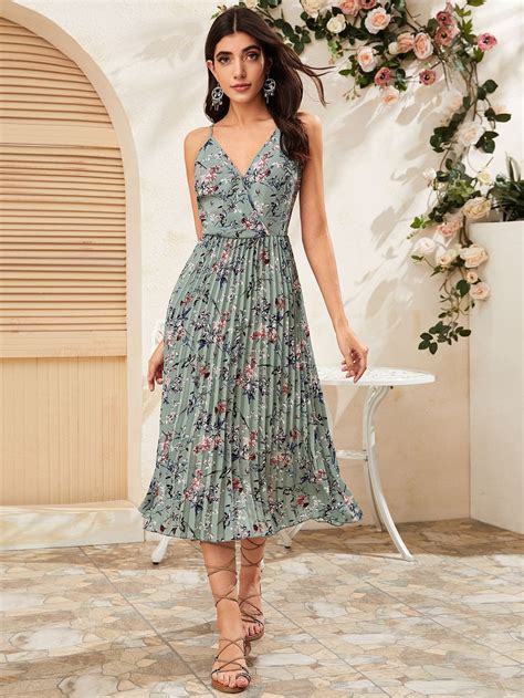 SHEIN Floral Print Pleated Slip Dress | Летние платья, Платья, Мода