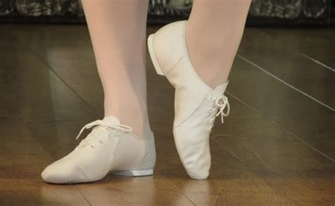 Bloch Jazz Shoe Size Chart: How Do Bloch Jazz Shoes Fit? - City Dance ...