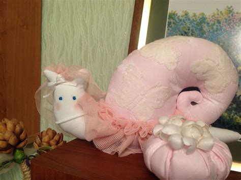 Улитка Невеста | Dinosaur stuffed animal, Dinosaur, Animals