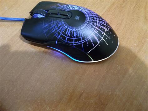 Se vinde gaming mouse Defender Sirius GM-660L RGB.3200 DPI