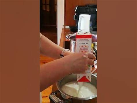 Варю йогурт из закваски Иван поле - YouTube