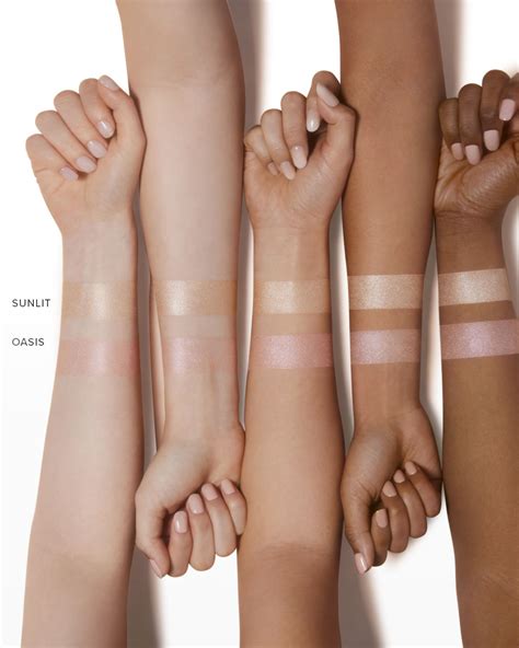 Dear Dahlia Blooming Edition Endless Glow Illuminator | Neiman Marcus