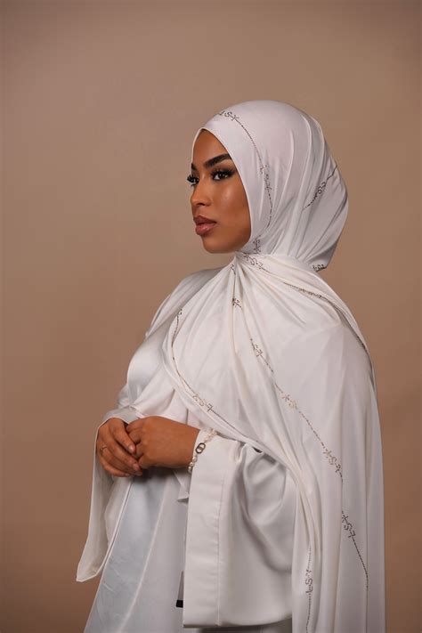 LSY Satin Premium Jersey - white – Losyana.Shop