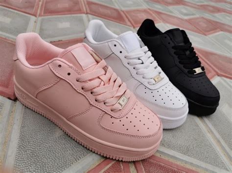 Женские кожаные кроссовки Nike Air: 670 грн - кроссовки nike в Киеве ...