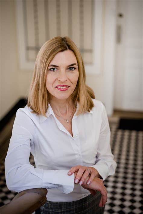 Über mich — Monika PAVLOVA | Ihre Immobilienexpertin in Wien