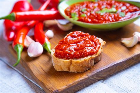 Айвар по-сербски на зиму – простой и вкусный рецепт, как приготовить ...