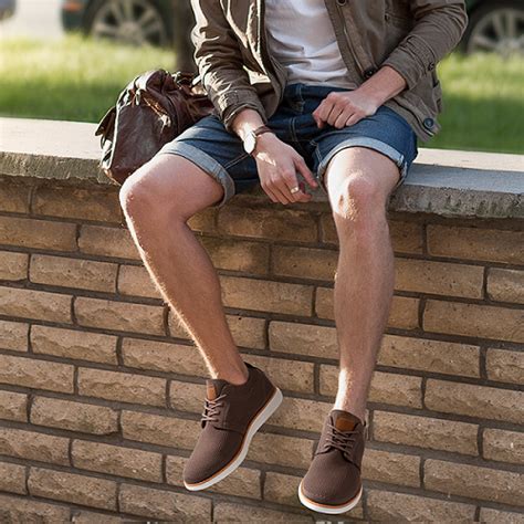 5 Comfortable Men’s Mesh Shoes For Active Lifestyles