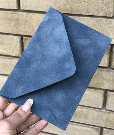 Конверт из бархата, С5, серо-голубой | Купить в Kraftstore