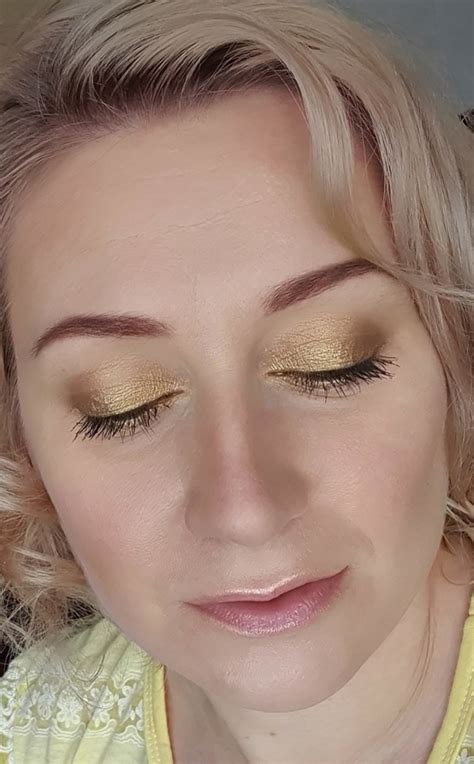 Разочарование зимой, любовь летом. Тональный крем Lancome Teint Miracle ...
