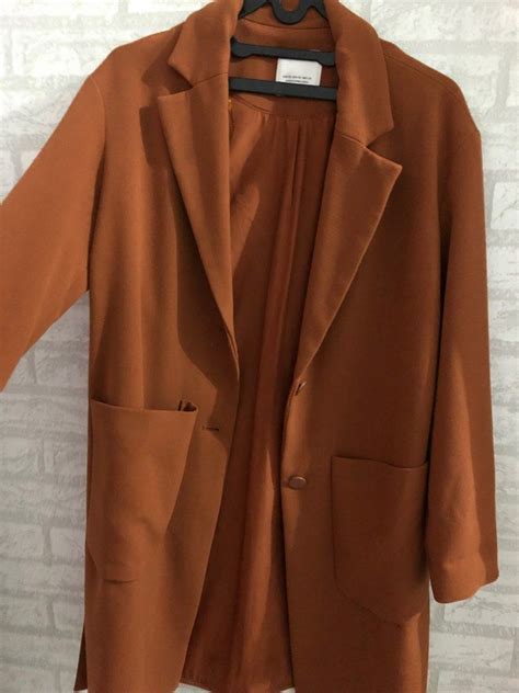 Coat brand berska, Women's Fashion, Women's Clothes, Outerwear on Carousell