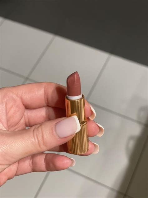 Mini помада charlotte tilbury pillow talk medium — цена 399 грн в ...