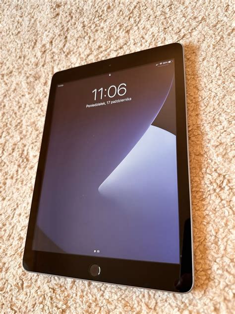 Tablet Apple iPad 9,7 A1823 LTE 4G 32Gb WiFi | Mińsk Mazowiecki | Kup ...