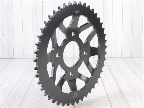 Звезда ведомая стальная KAYO K1, K2, T2 520-45 SM-PARTS (арт. #9630)